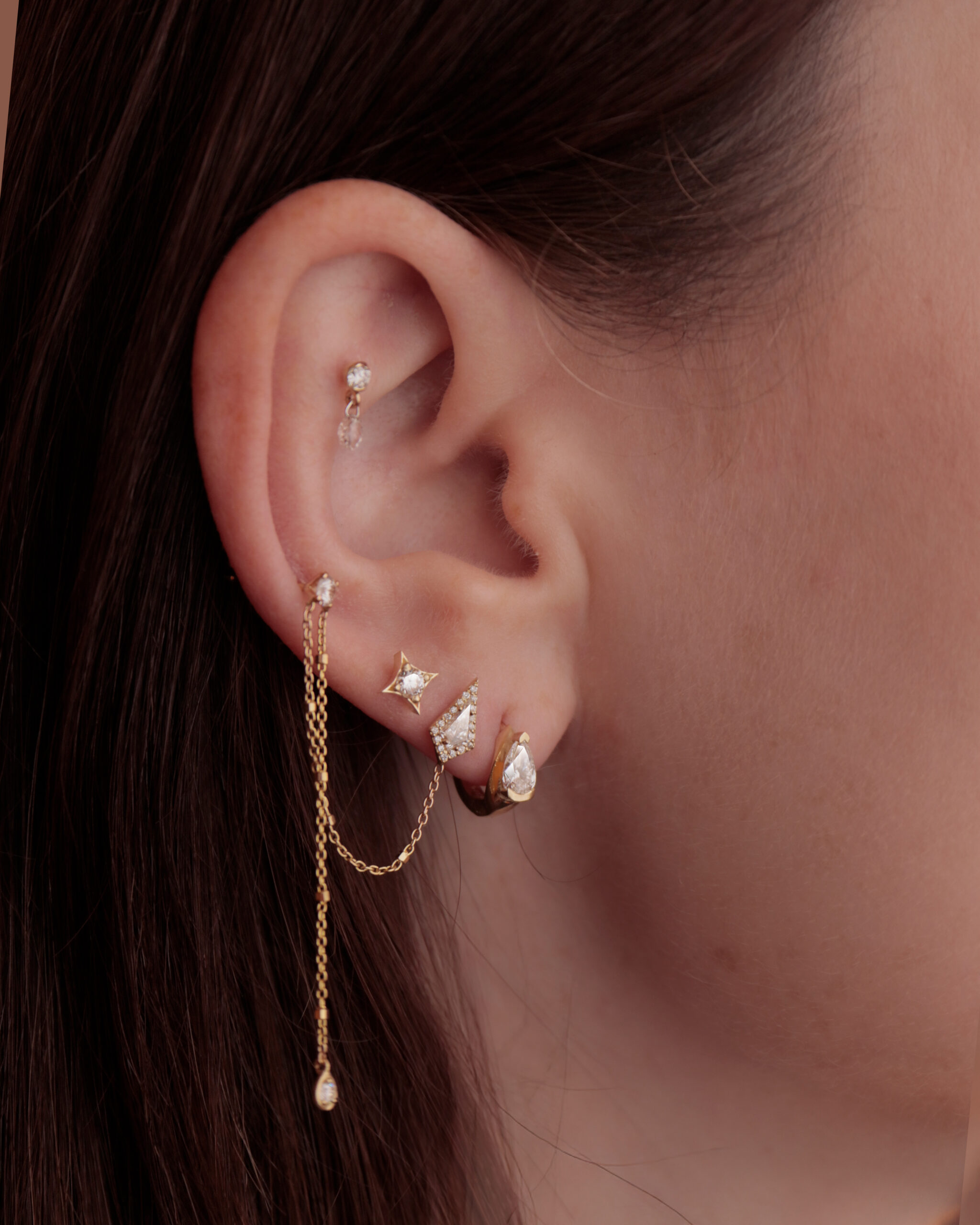 Two Hole Alfa Earring in White diamonds - Malka Jewelry